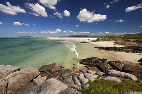 13 of the best Family Friendly Beaches in Donegal - The Family Edit